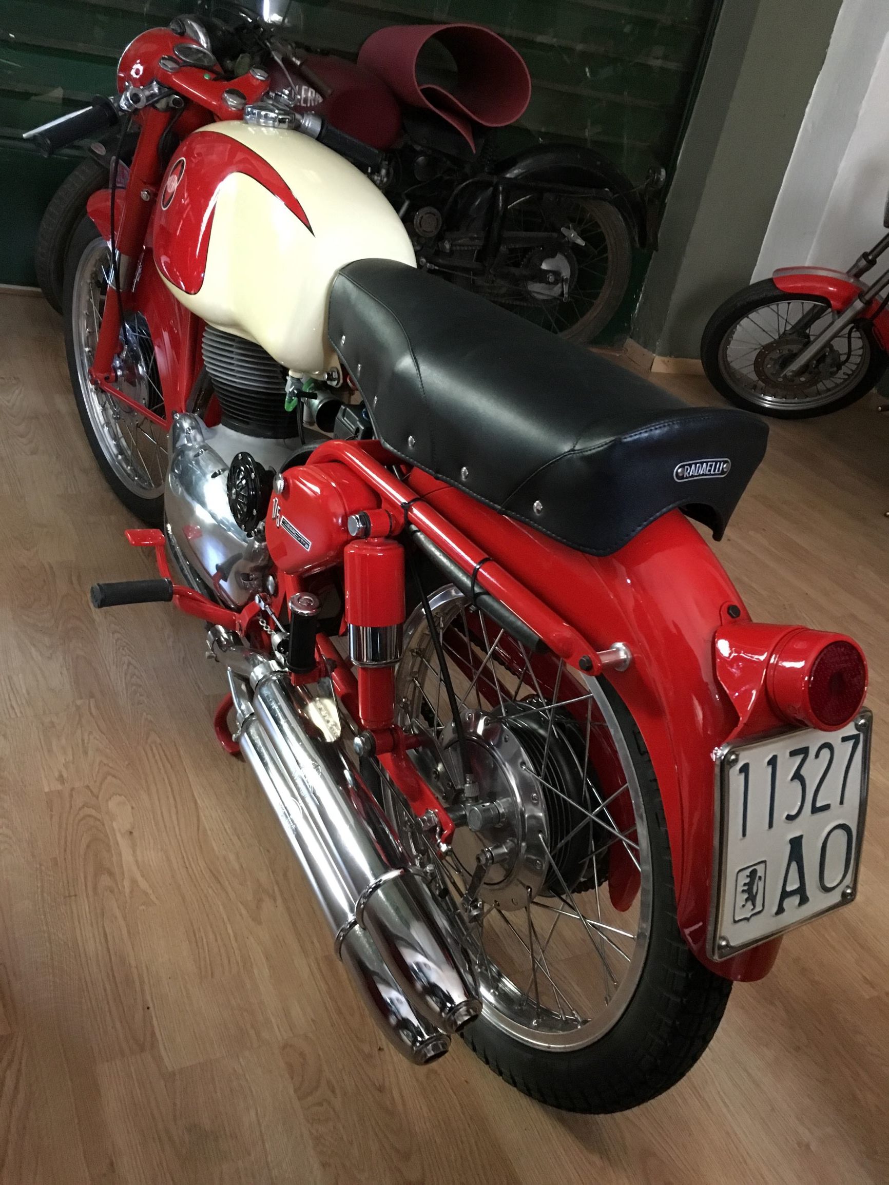GILERA 175 ROSSO EXTRA - Aste e Bilancieri Motomeccanica Milano